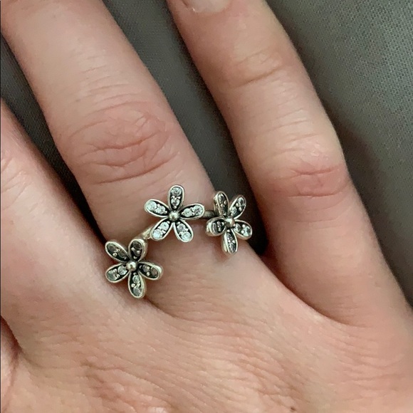Pandora | Jewelry | Pandora Triflower Ring | Poshmark